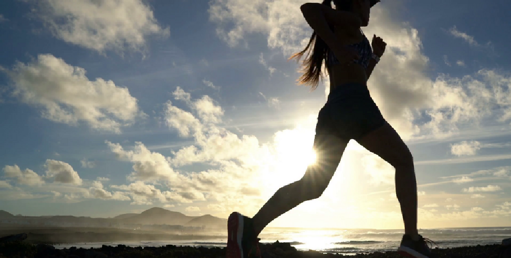 Google Data Analytics Capstone Project - BellaBeat · Tom Leary